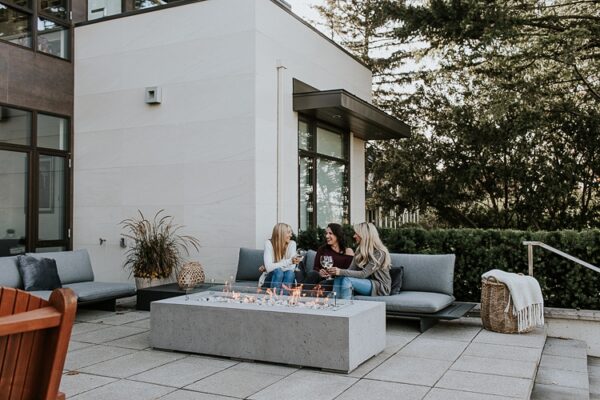 3 Fire Pits That Will Completely Transform Your Patio - DEKKO ...